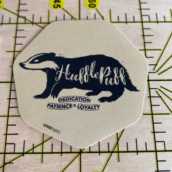 Warner Bros. | Design | 2525 Sticker Sale Harry Potter Hogwarts ...